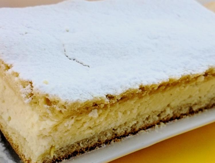 Tarta de ricota con fruta abrillantada o glaseada