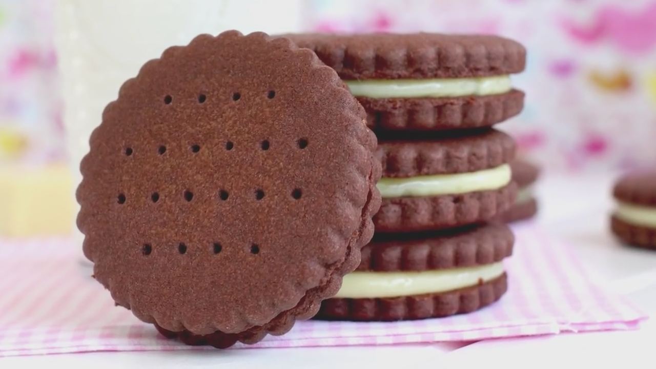 Galletas rellenas de chocolate fáciles