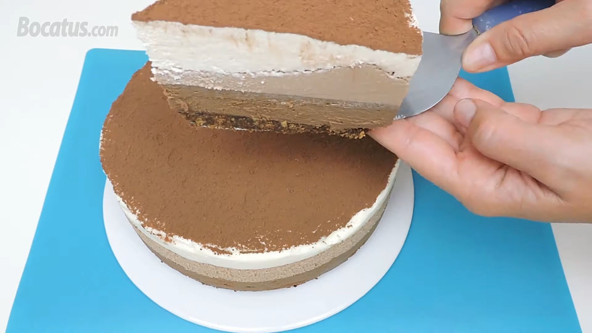 Tarta tres chocolates (elaborada con 3 chocolates diferentes)